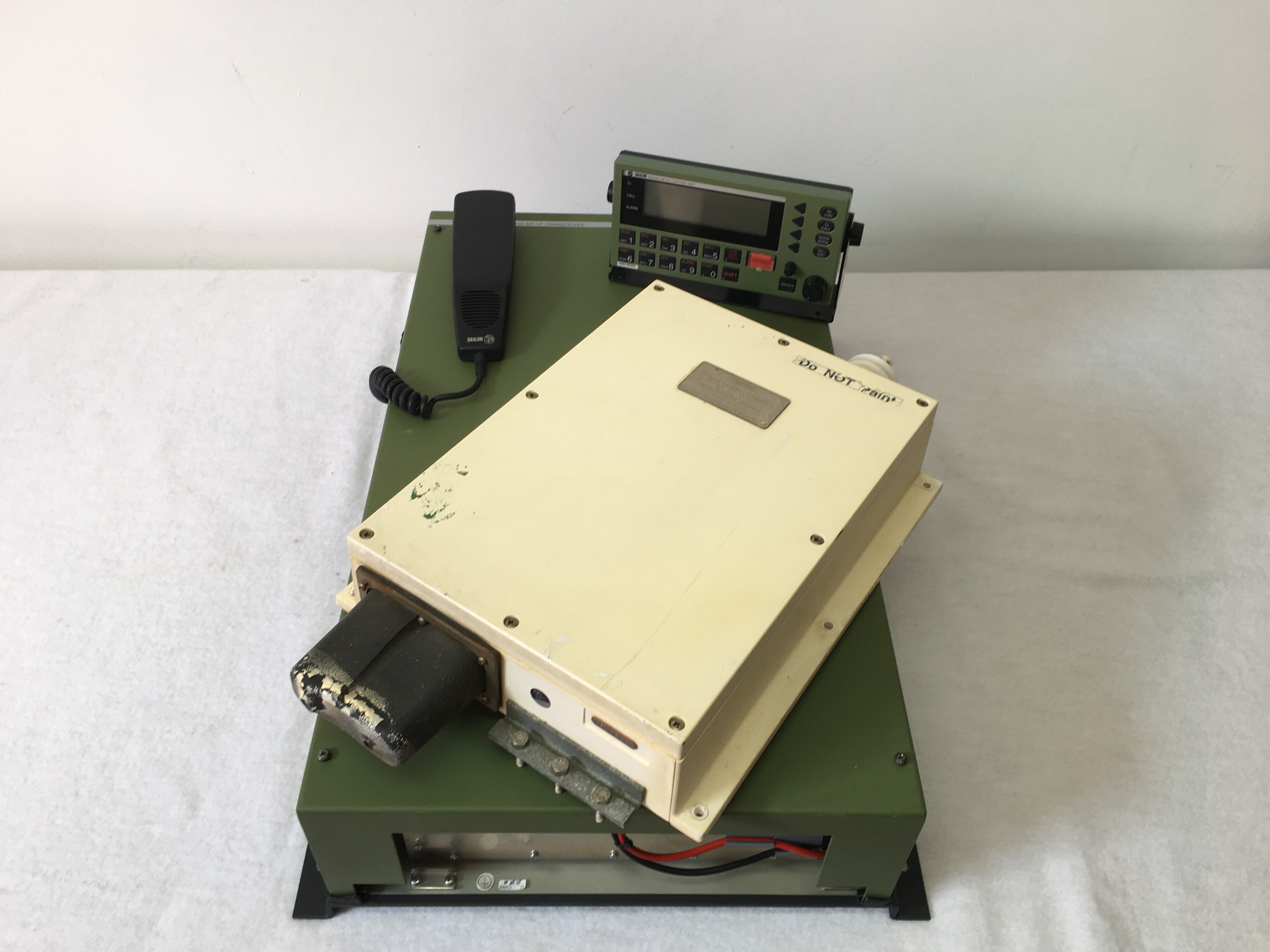 Sailor System 4000 MF /HF 250W | System | VHF MF/HF UHF | Skibselektro