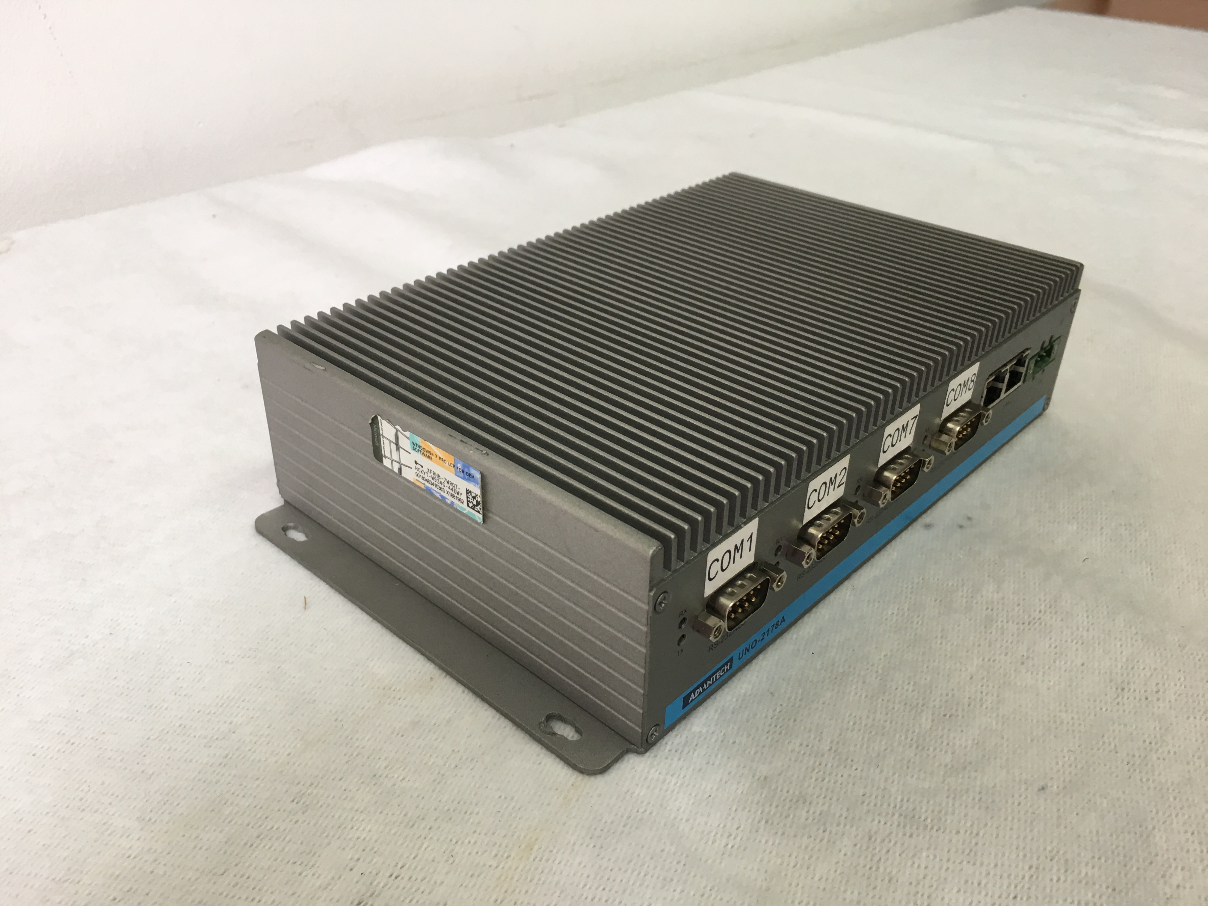 Advantec Fanless PC UNO-2178A | PC / Computer | Skibselektro