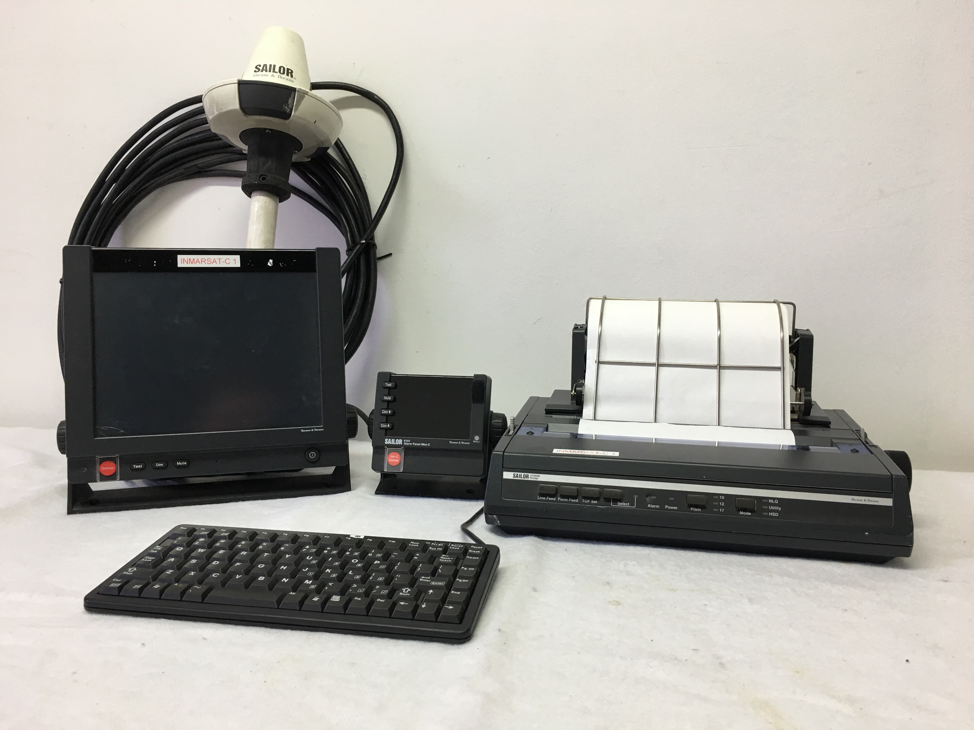 Sailor 6110 mini C GMDSS | System | SatCom / TV | Skibselektro