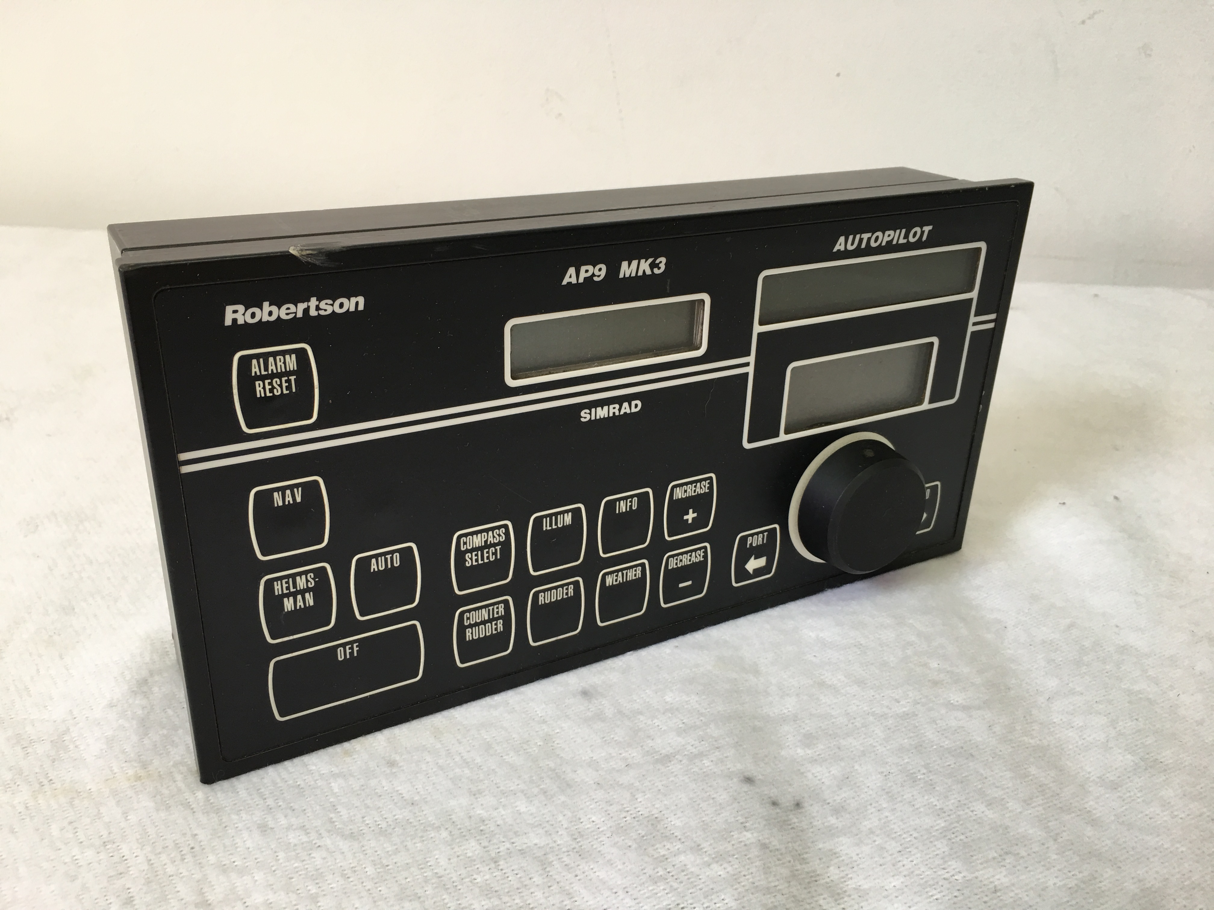 Robertson Autopilot AP9 MK3 Control Unit | System | Autopliot ...