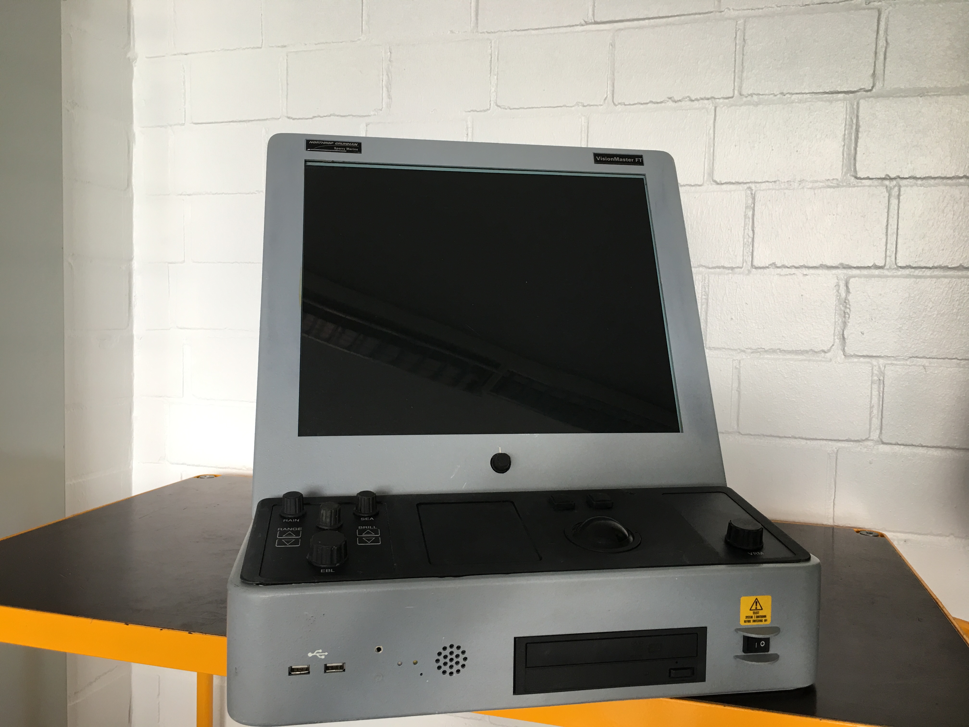 Sperry Marine Radar Visionmaster 250 Desktop | System | Radar ...